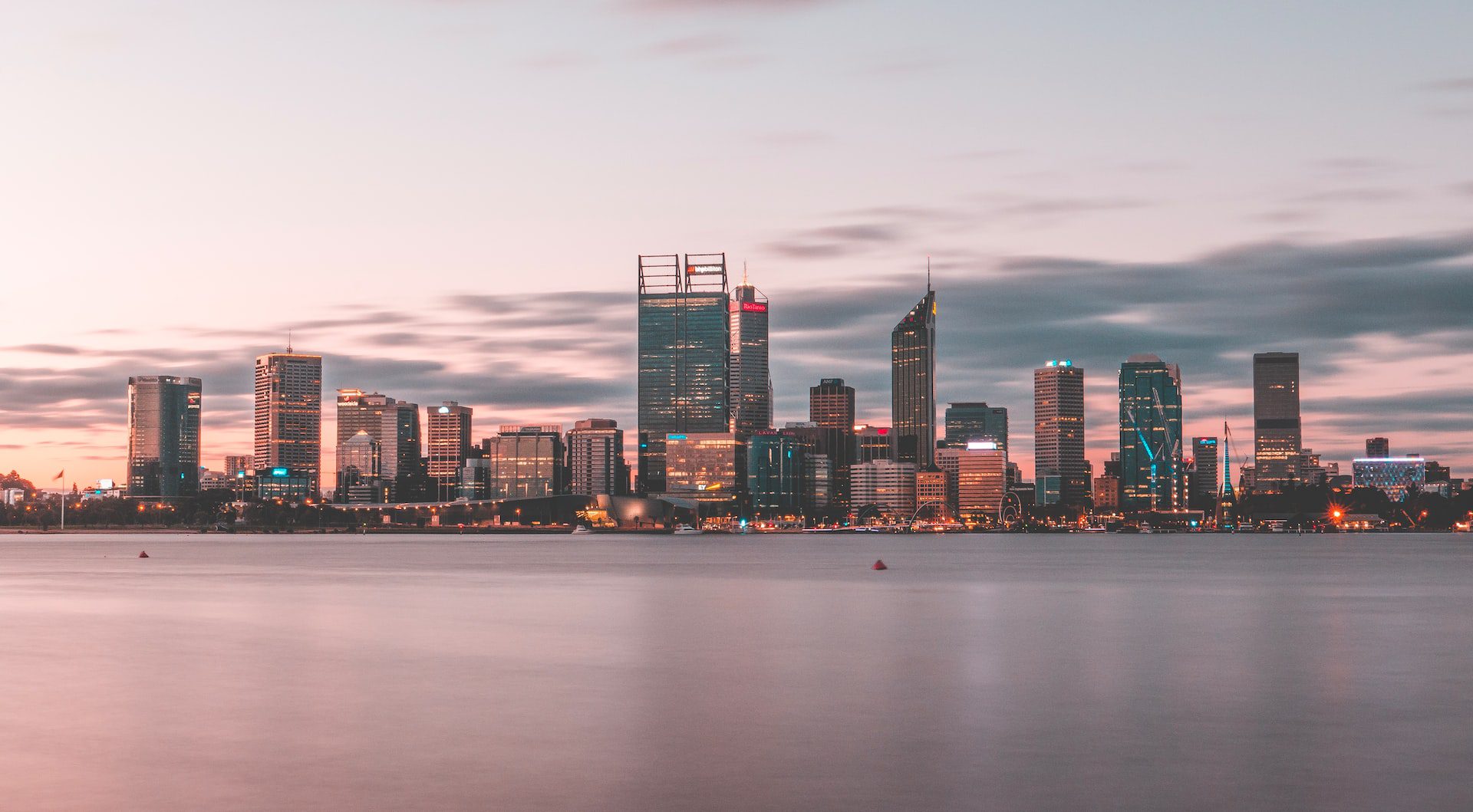 Digital Nomad Life in Perth, Australia - Andy Sto